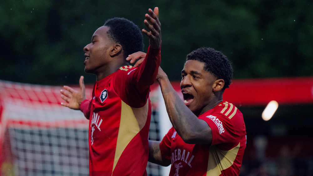 Cesay scores late winner as Salford leapfrog Swindon | Official Salford ...