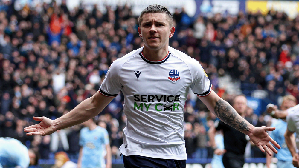 Wing back arrives on loan | Official Salford City FC website